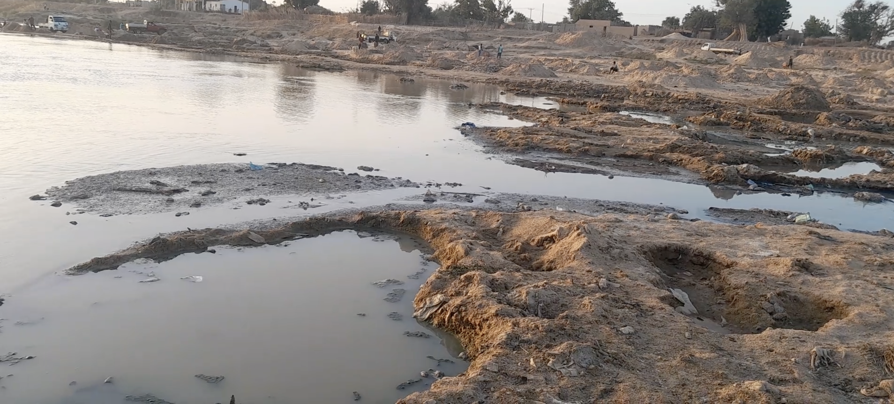 Excessive ammonium in drains, rivers causes foul smells plaguing ...